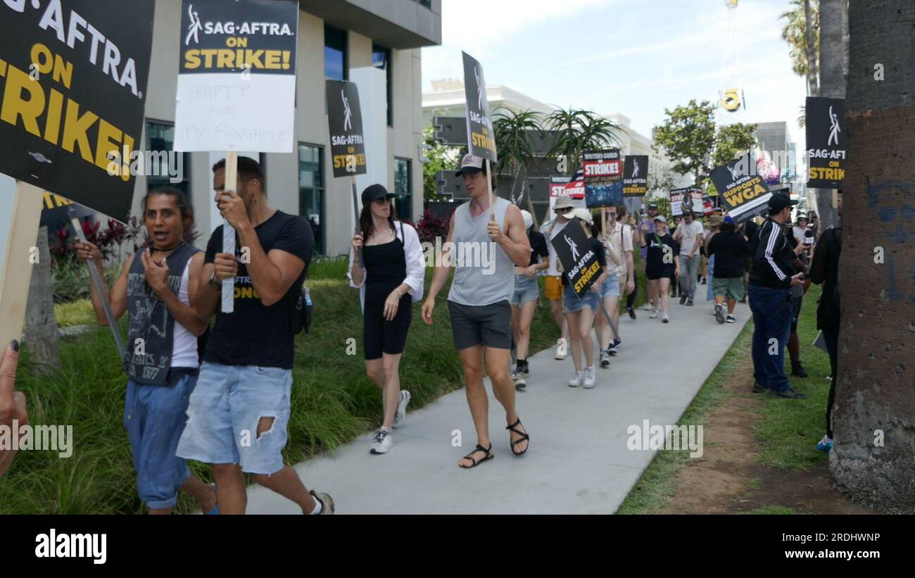 Luke Cook First Kiss