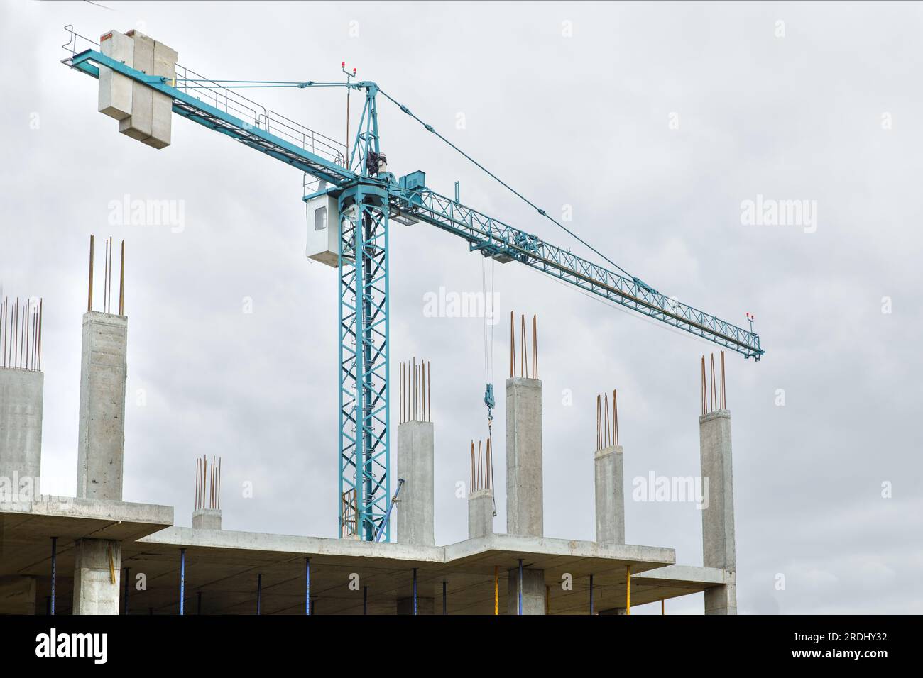 building under construction, metal rebar, Construction project ...