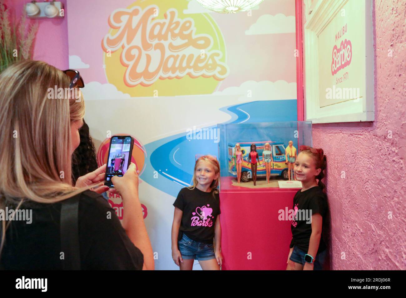 Barbie mania has come to Chicago with the newly opened Malibu Barbie ...