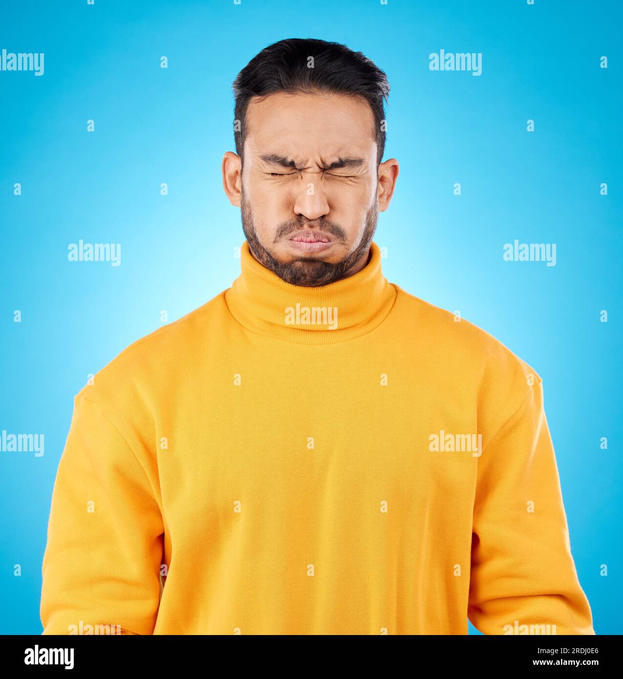 Full of suspense hi-res stock photography and images - Alamy