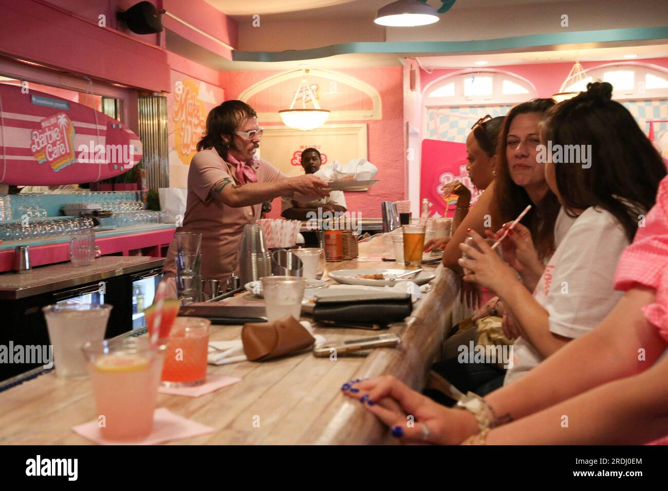 Barbie mania has come to Chicago with the newly opened Malibu Barbie ...