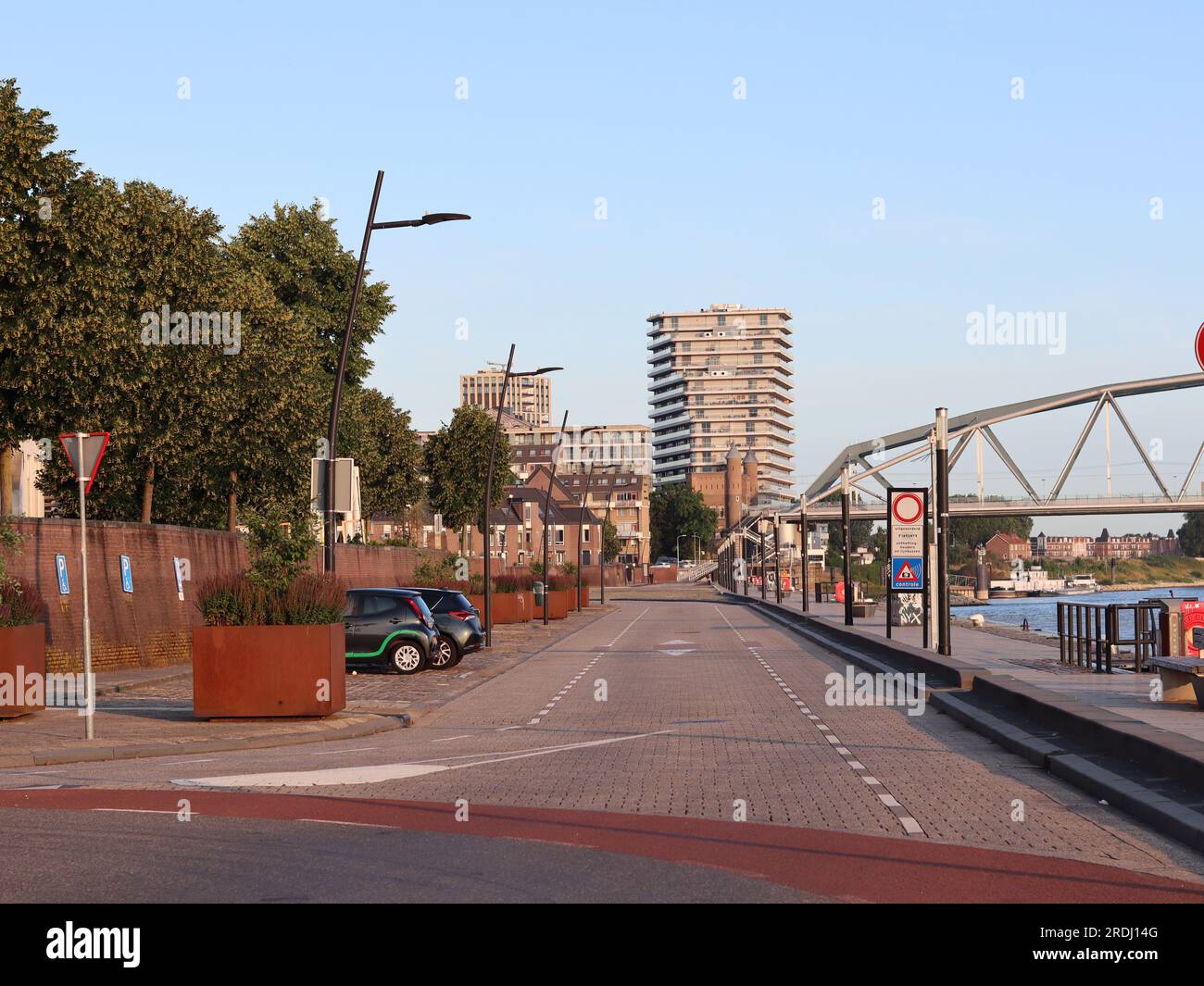 Waalkade street hi-res stock photography and images - Alamy
