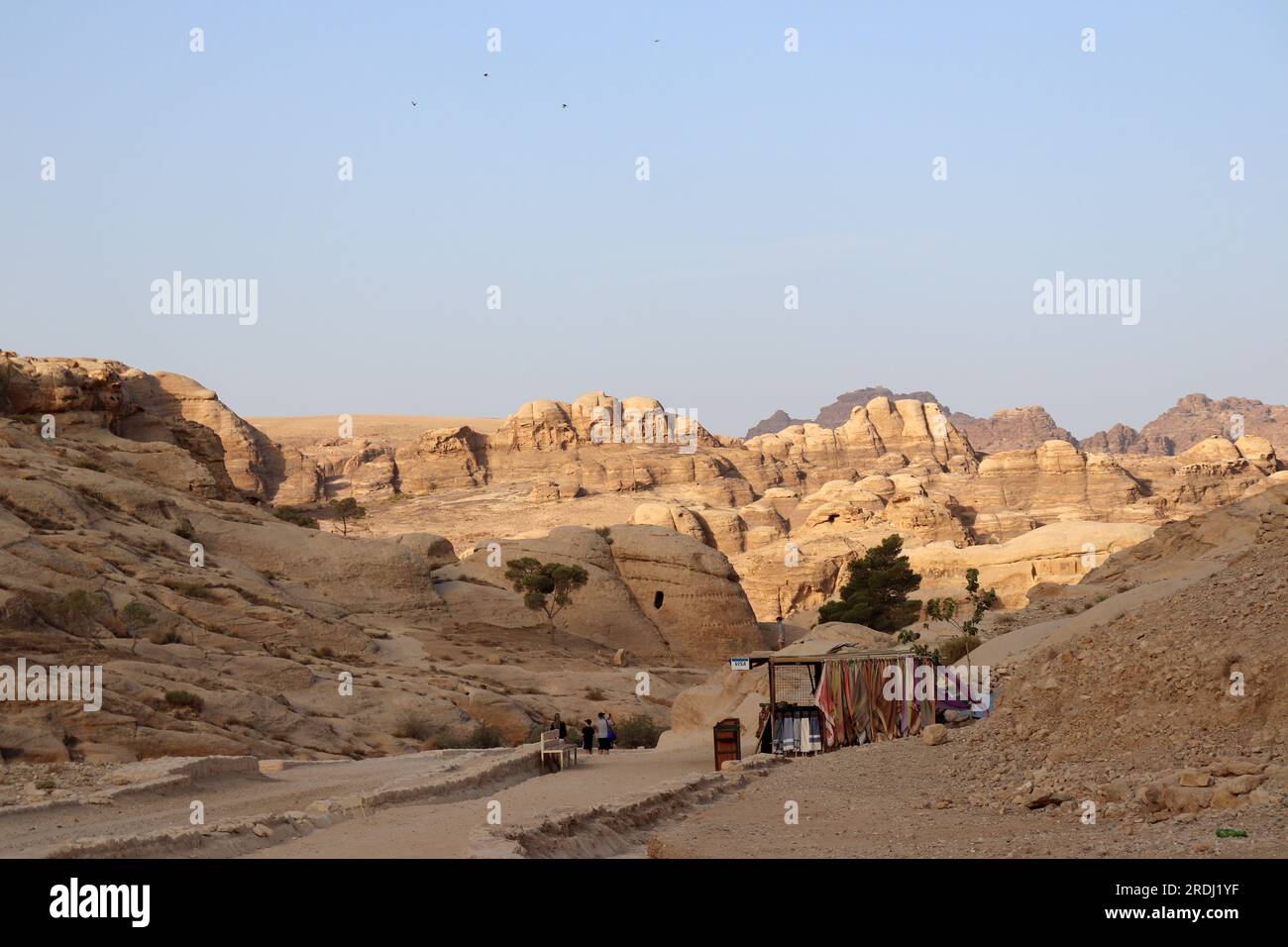 The Nabateans city - Petra, Jordan (Amazing mountains, historical ...