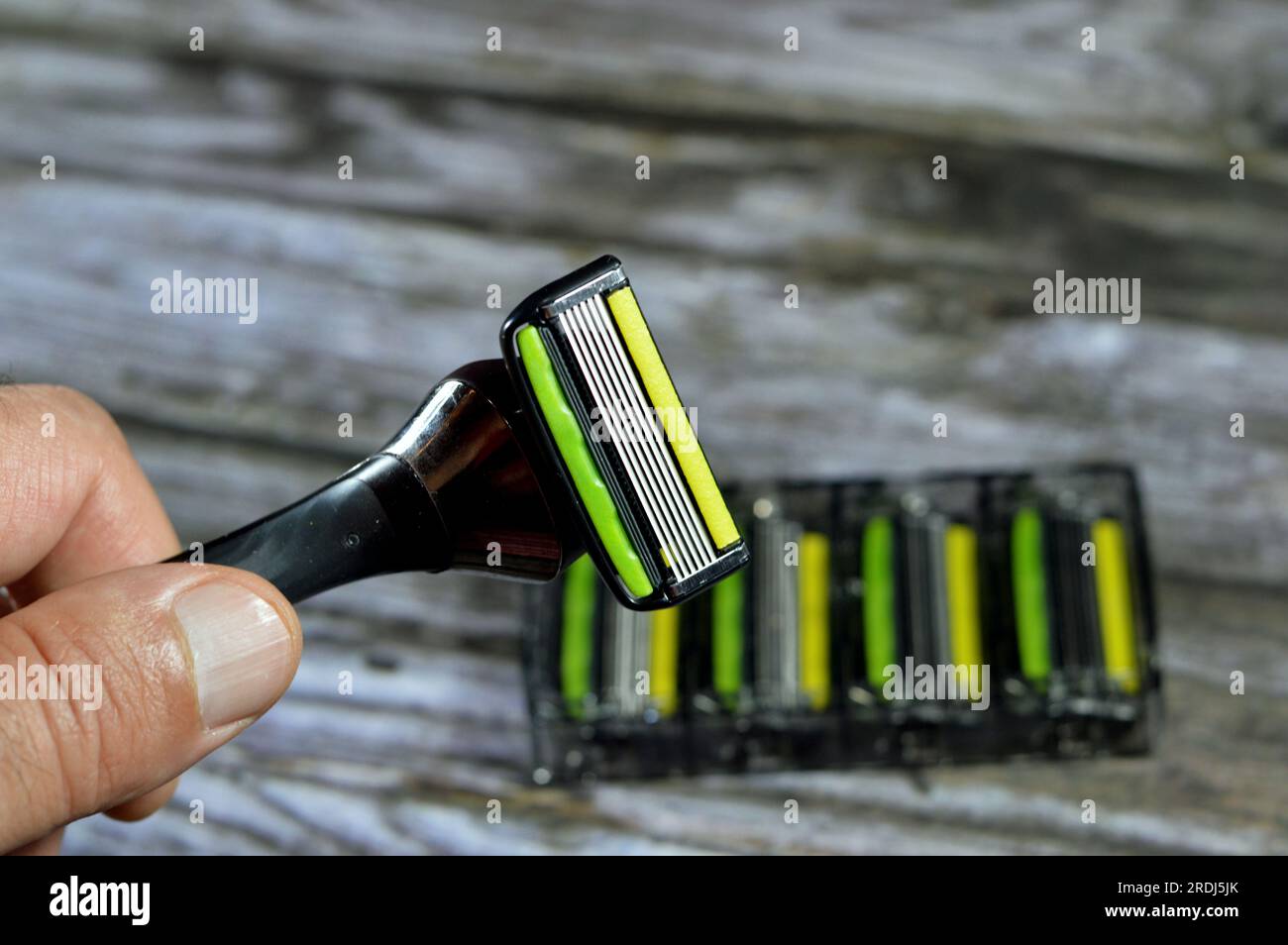 Six blade razor system with trimmer, smooth shaving with a patented six ...