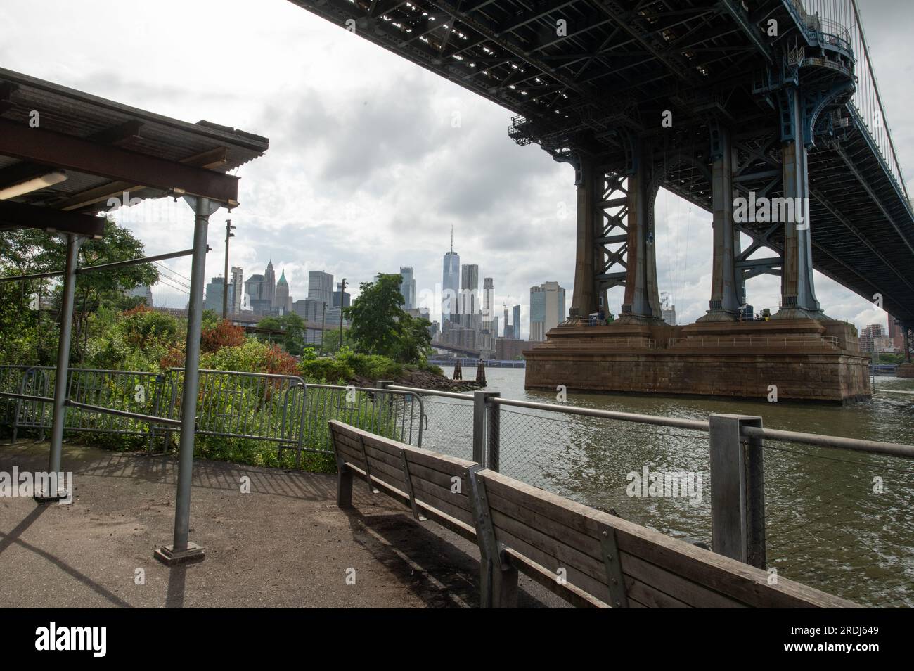 New York, view of Brooklyn Bridge from Dumbo Stock Photo - Alamy