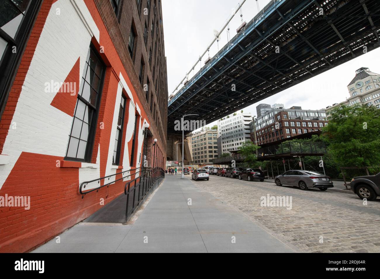 New York, view of Brooklyn Bridge from Dumbo Stock Photo - Alamy