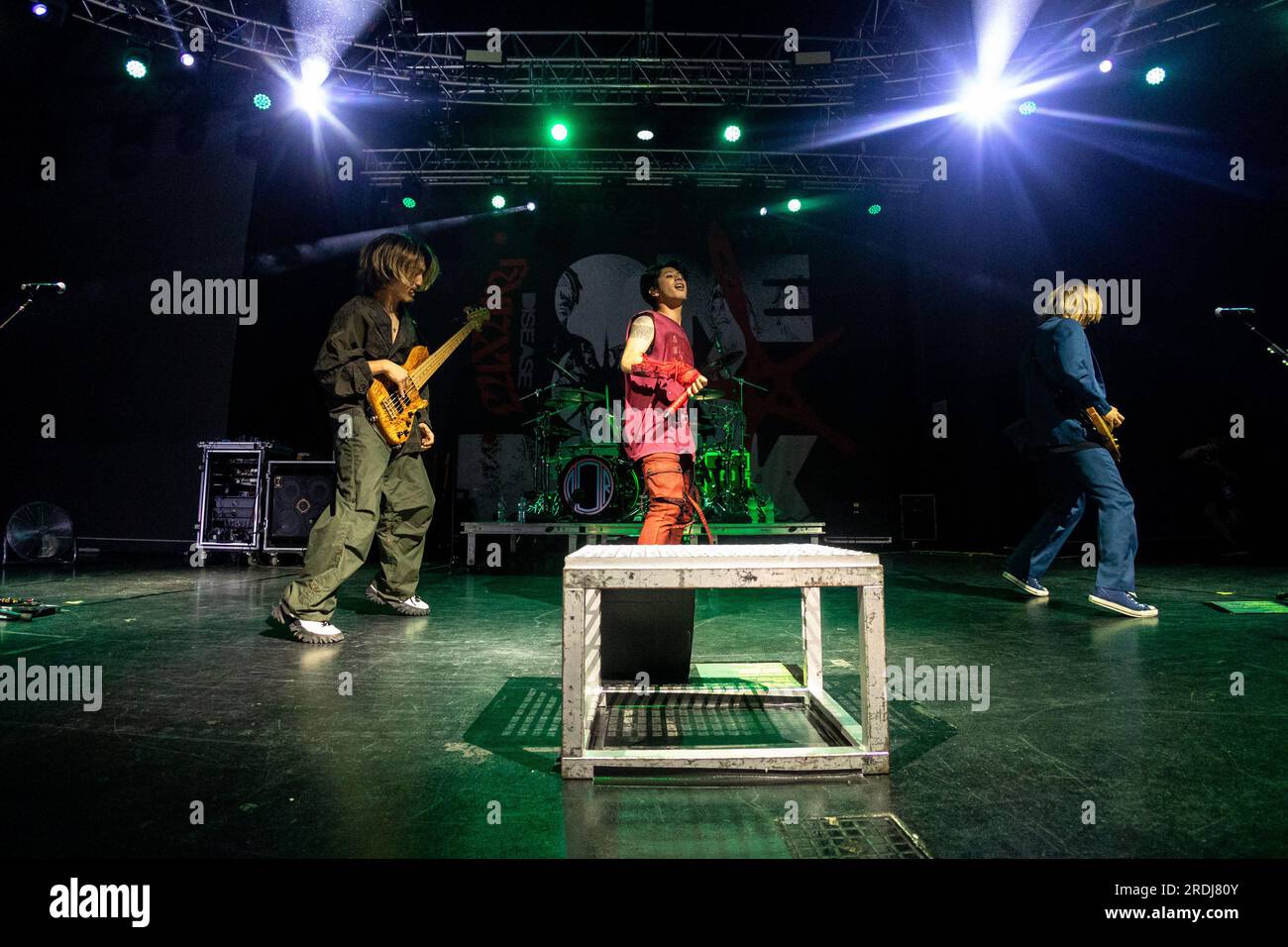 One ok rock ryota hi-res stock photography and images - Alamy