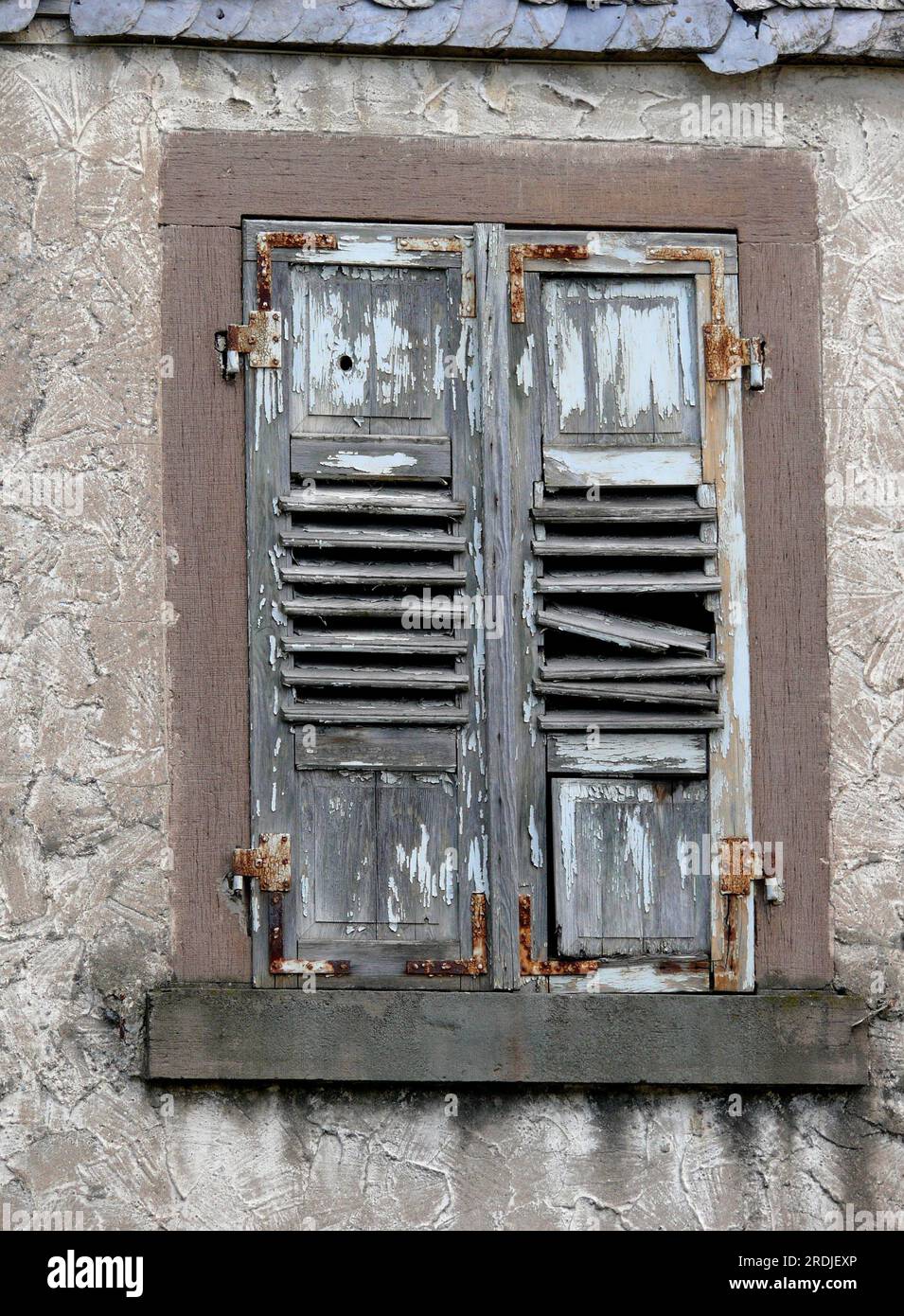 Old shutter, dilapidated residential house Maulbronn Stock Photo - Alamy