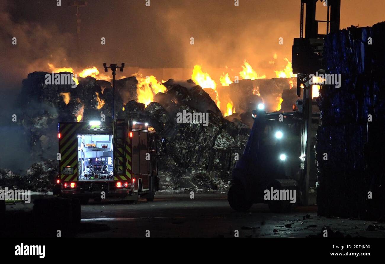 Firefighting media hi-res stock photography and images - Alamy