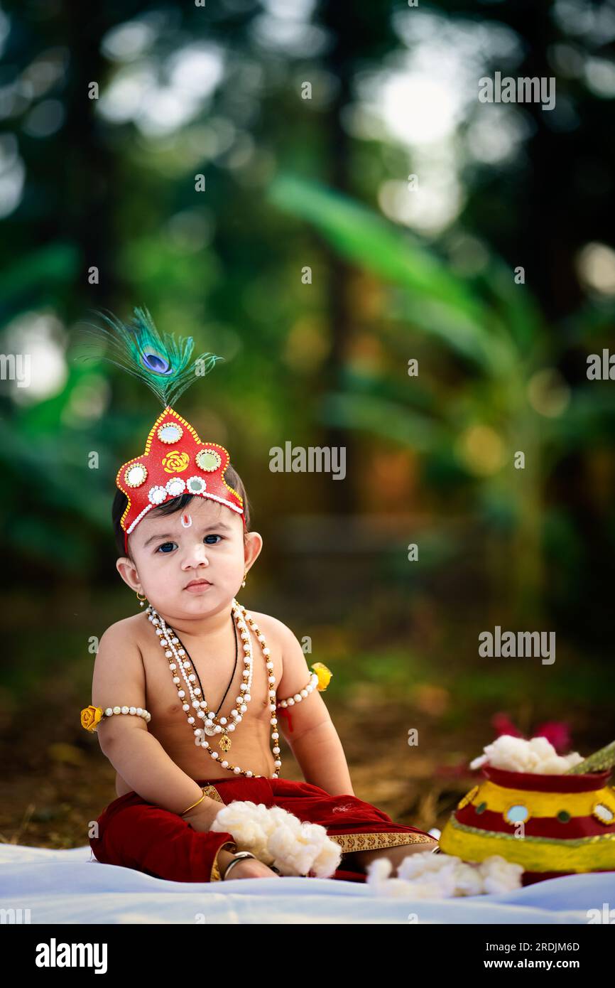 Child Shree Krishna Wallpaper