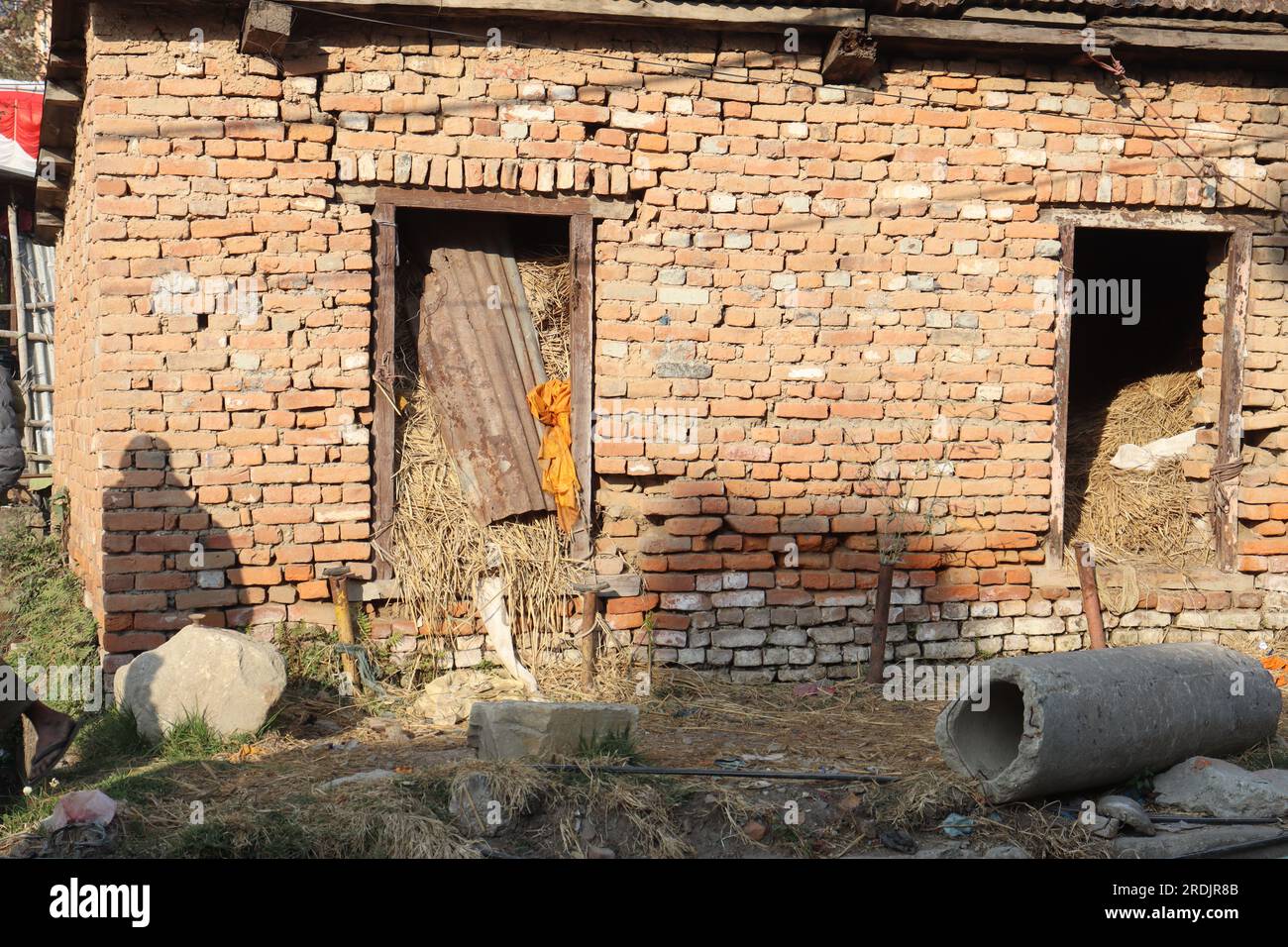 Brick barns hi-res stock photography and images - Alamy