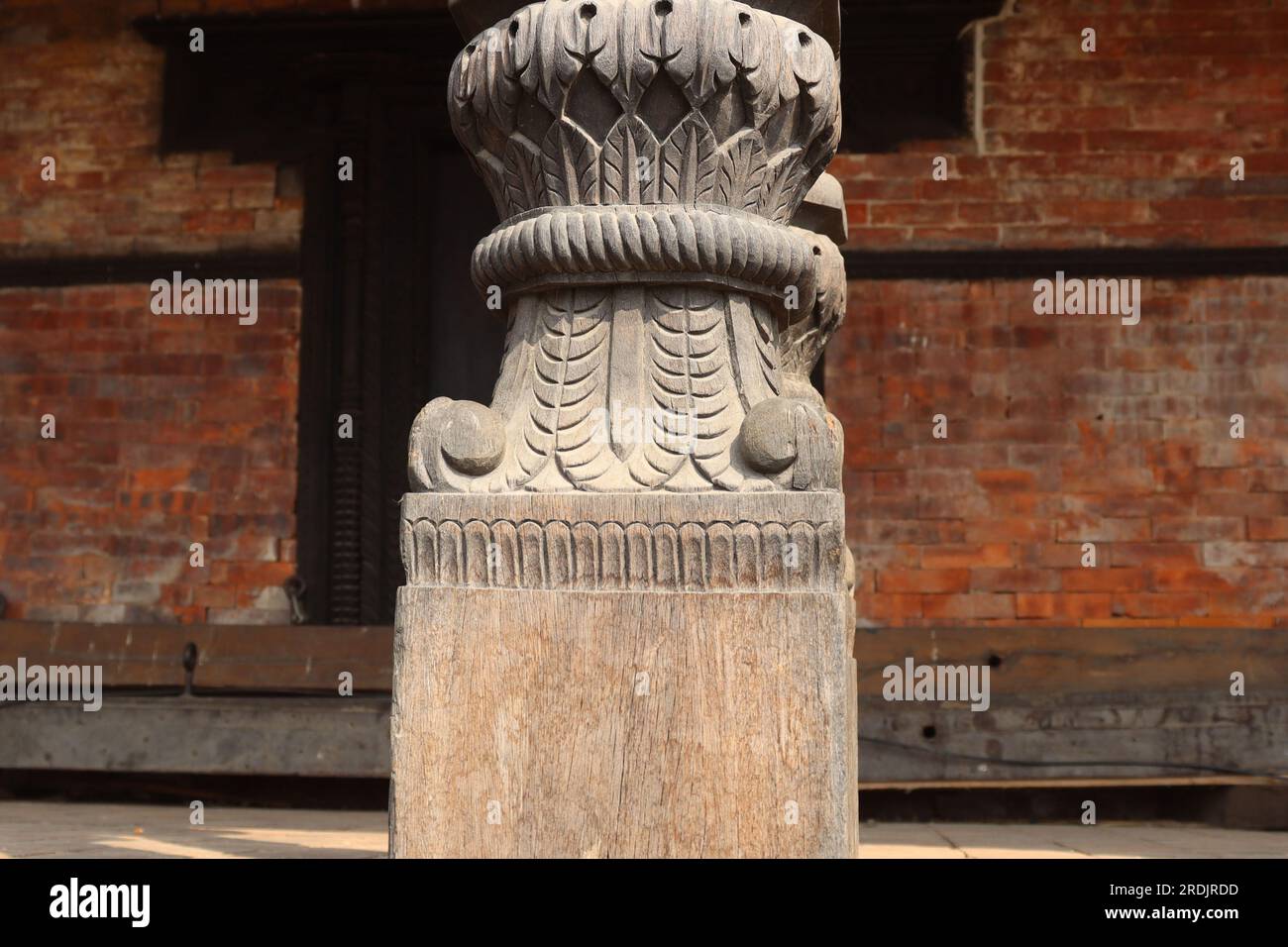 Wooden pillar with classical finish, Wooden carving, finest carving ...