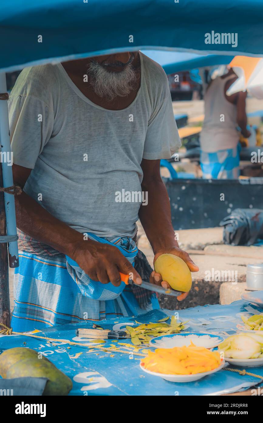 Coconut cutting machine hi-res stock photography and images - Alamy