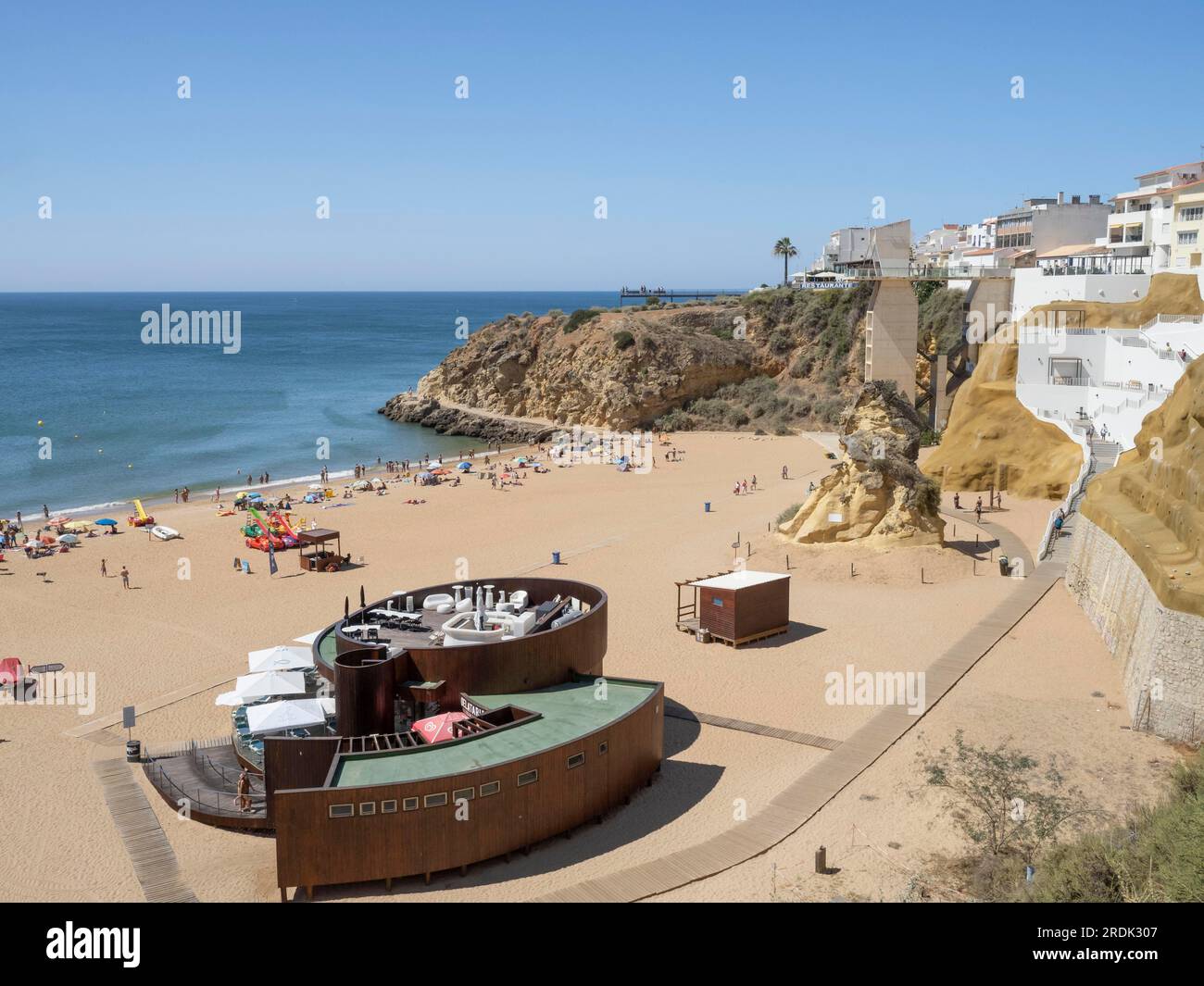 Albufeira Praia do Peneco beach lift and steps Stock Photo - Alamy