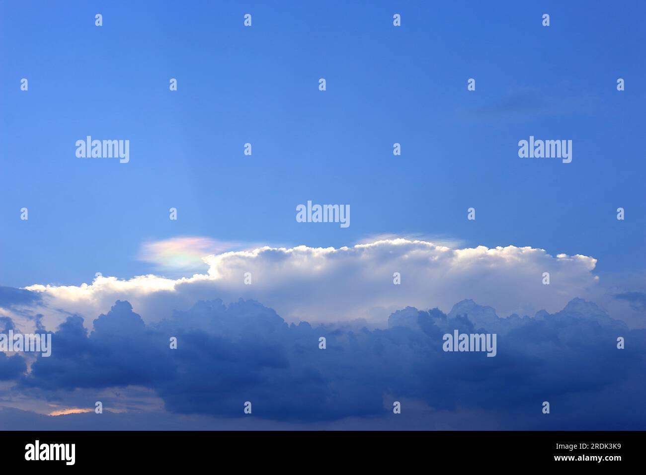 Alternating layers hi-res stock photography and images - Alamy