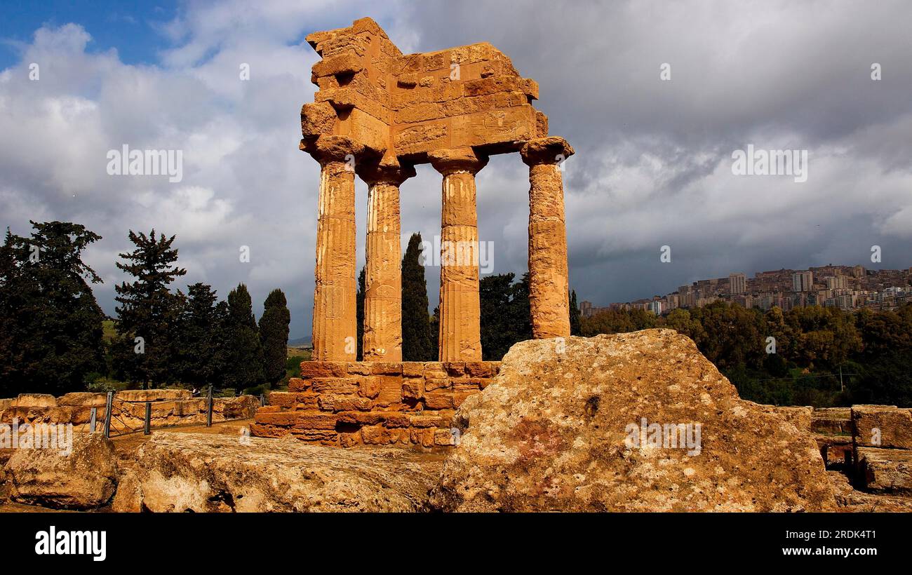 Columns, chapter, entablature, corner of a temple, post-thunderstorm ...