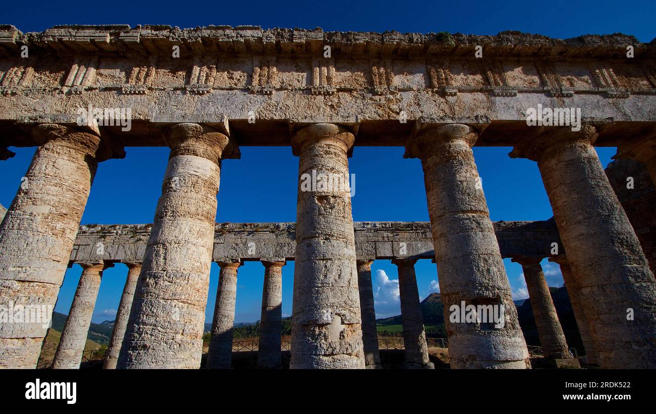 Evening light, Doric temple, side view, columns, chapter, entablature ...