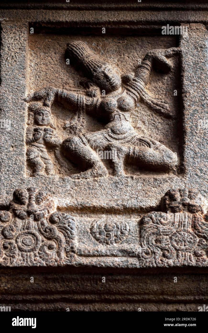 The gopura wall shows all 108 dance postures from the Natya Shastra in ...