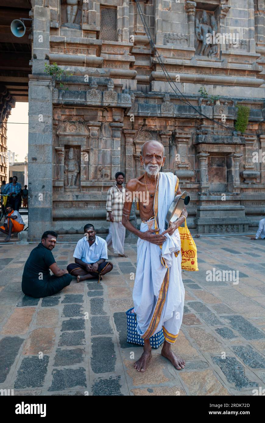 Priest in Thillai Nataraja temple, Chidambaram, Tamil Nadu, South India ...
