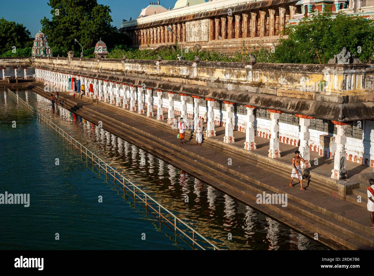 The Sivaganga tank surrounded by colonnades in the third prakara in ...
