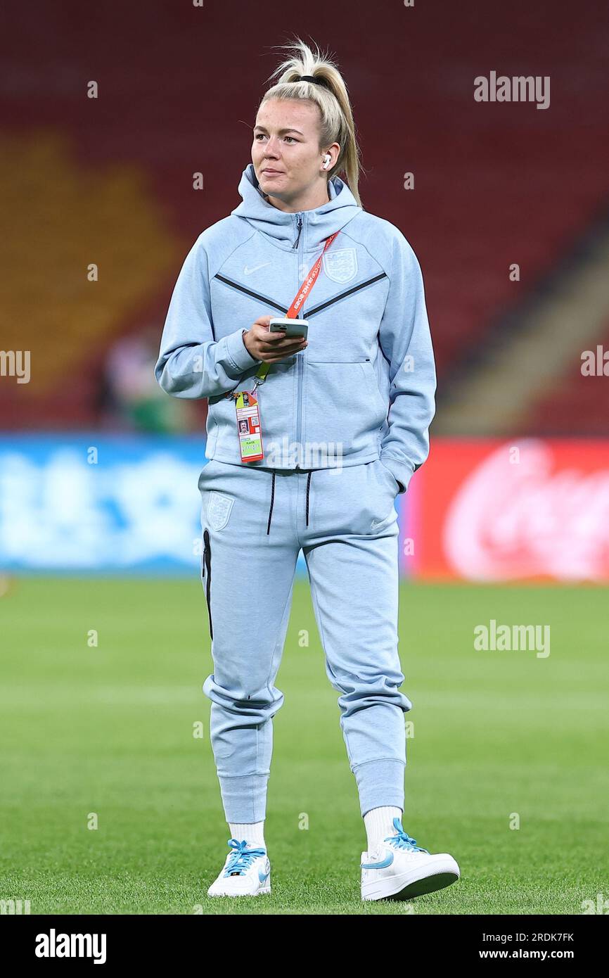 Lauren Hemp #11 of England arrives during the FIFA Women's World Cup ...