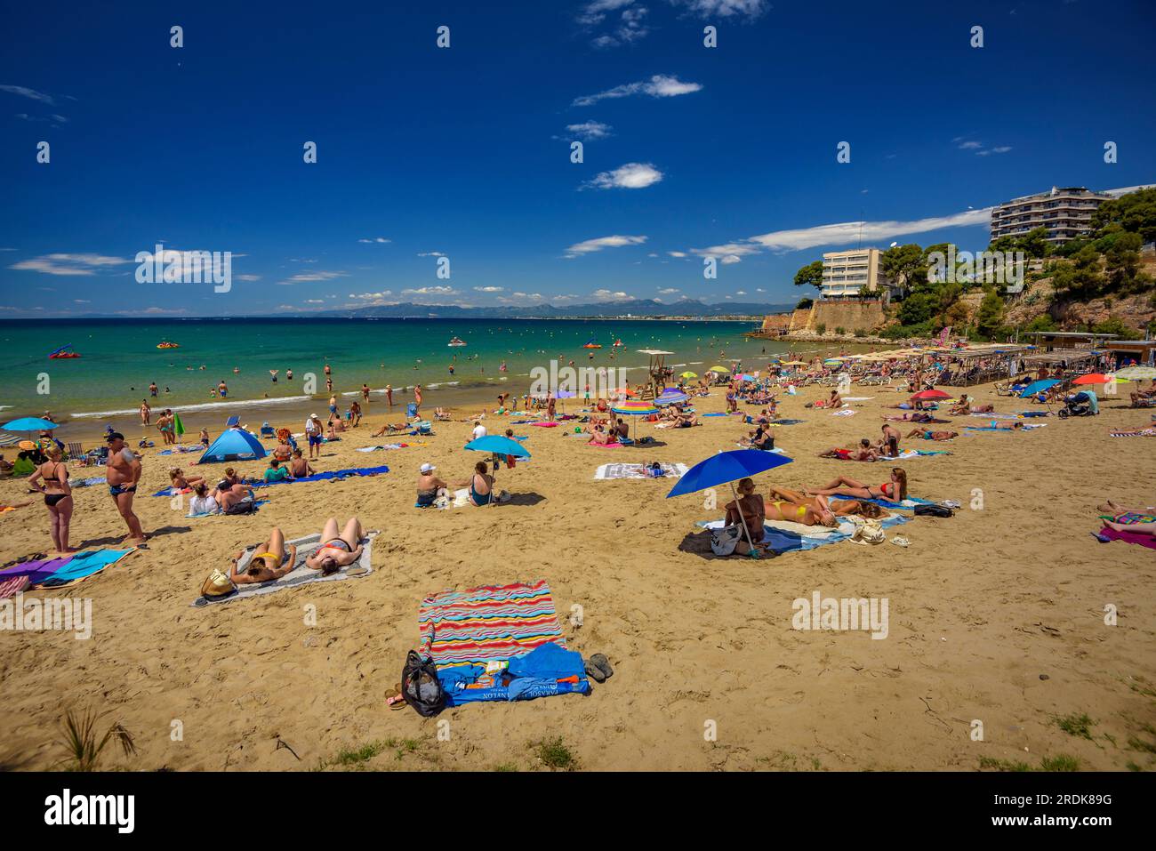 Playa persona mar hi-res stock photography and images - Alamy