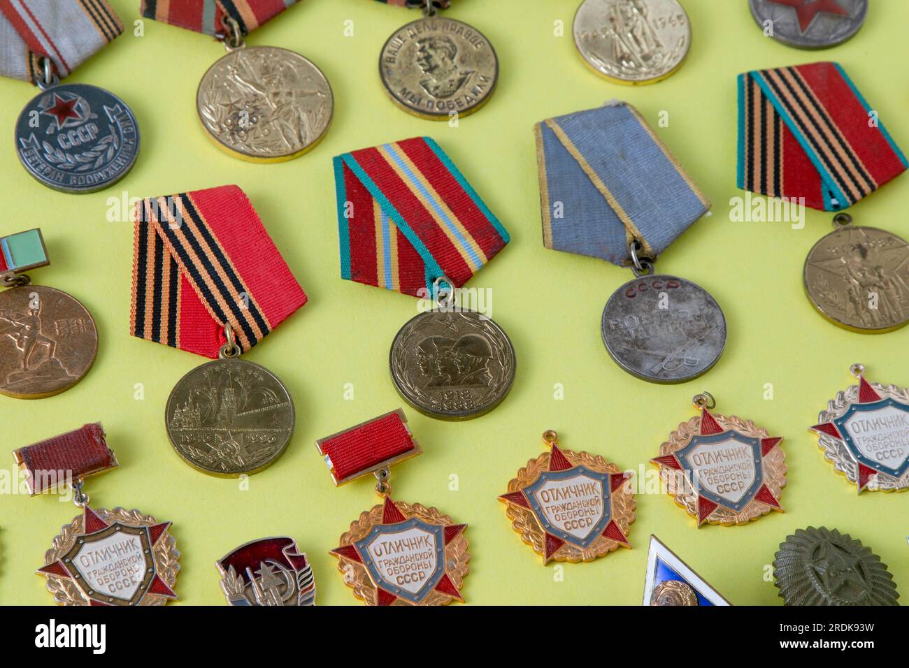 Military medals hi-res stock photography and images - Alamy