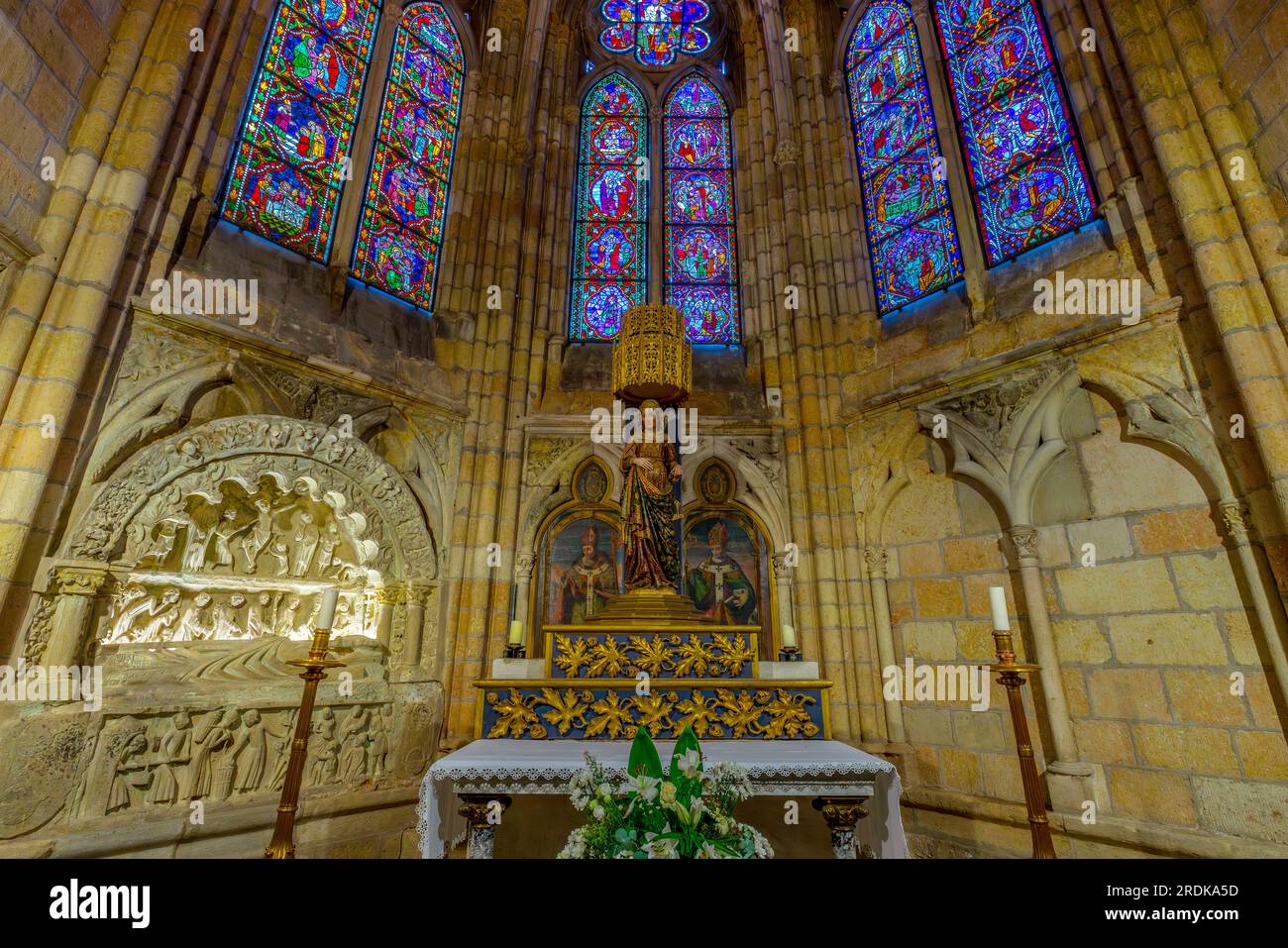 Statue of a pregnant Virgin Mary and tomb of Bishop Rodrigo Alvarez ...