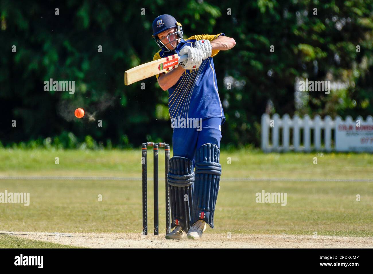Cricket batting technique hi-res stock photography and images - Alamy