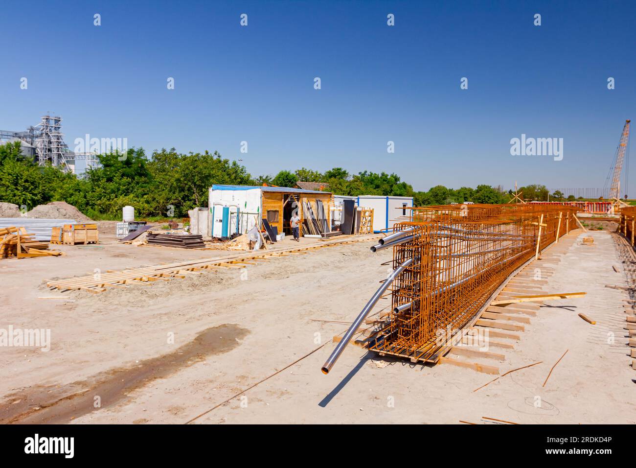 Steel pipes for introducing cables pulled through quadratic ...