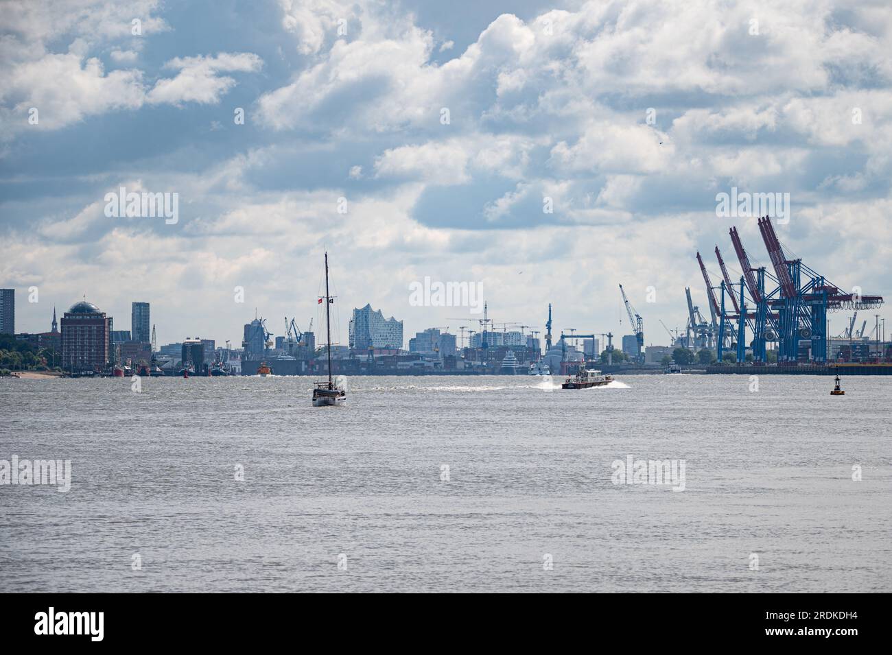 Hamburg, Germany. 22nd July, 2023. A sailboat sails on the Elbe in ...