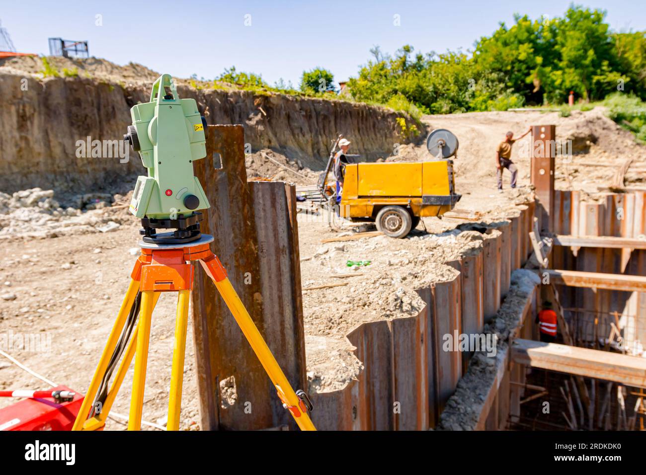 Precise measurement hi-res stock photography and images - Alamy