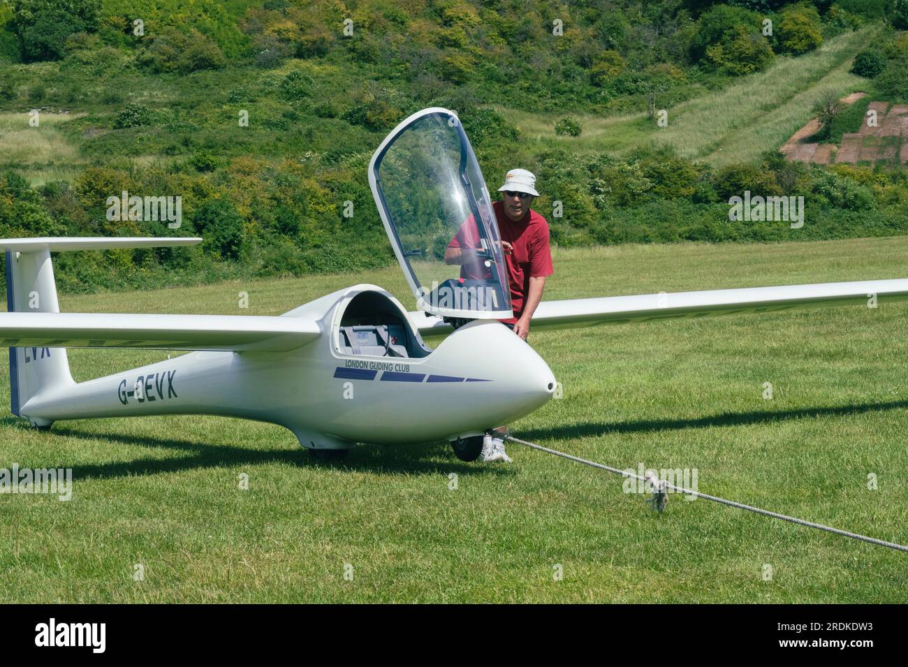 Mature man in glider hi-res stock photography and images - Alamy