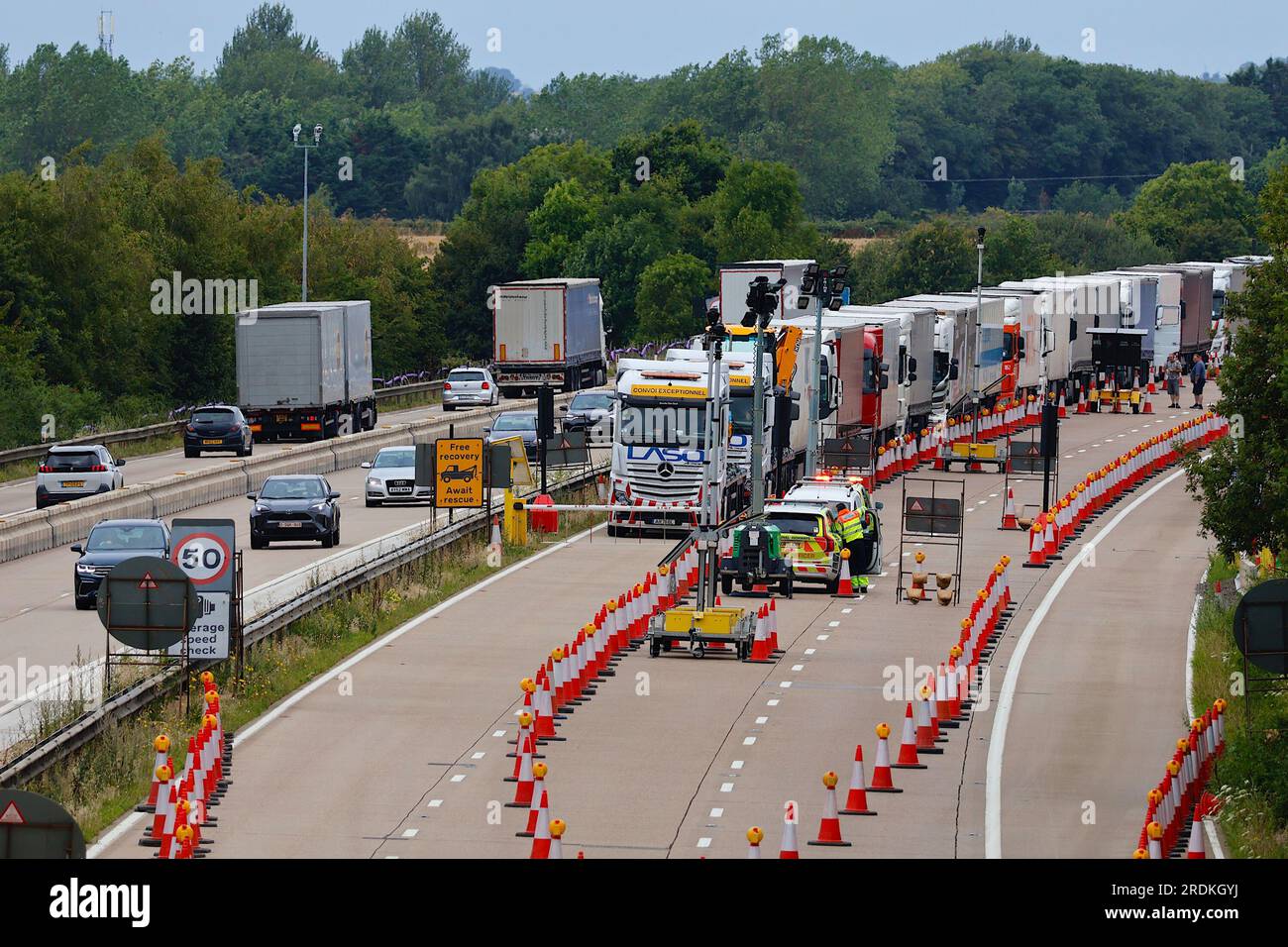 Ashford, Kent, UK. 22 July, 2023. Operation Brock is in place on the ...