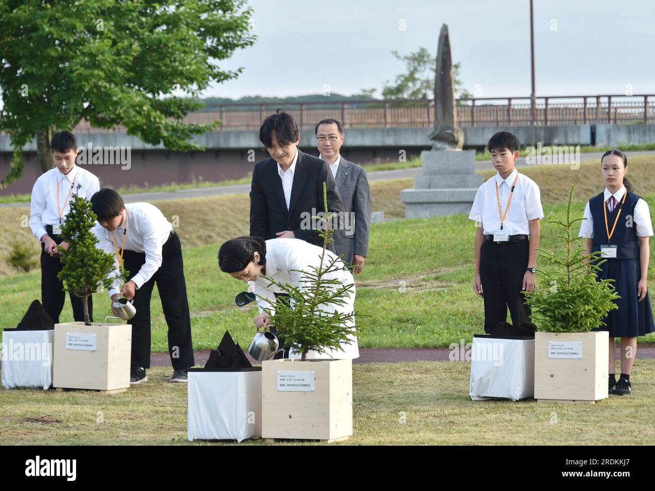 Japan's Crown Prince Akishino and Princess Kiko plant a tree in Atsuma ...