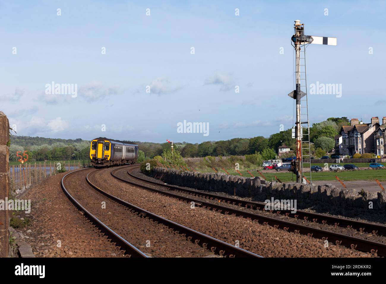 Northern Rail class 156 sprinter diesel multiple unit train 156463 ...