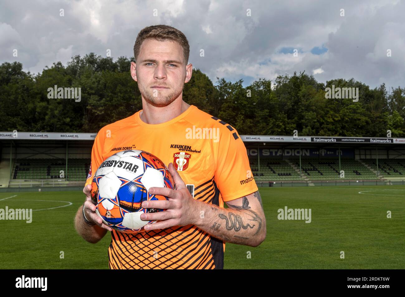 Liam bossin goalkeeperliam bossin goalkeeper hi-res stock photography ...