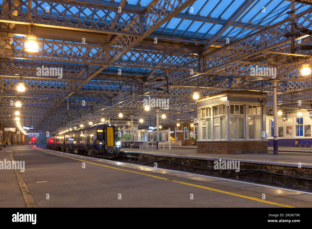 Scotrail Siemens class 380 electric train calling at Paisley Gilmour ...