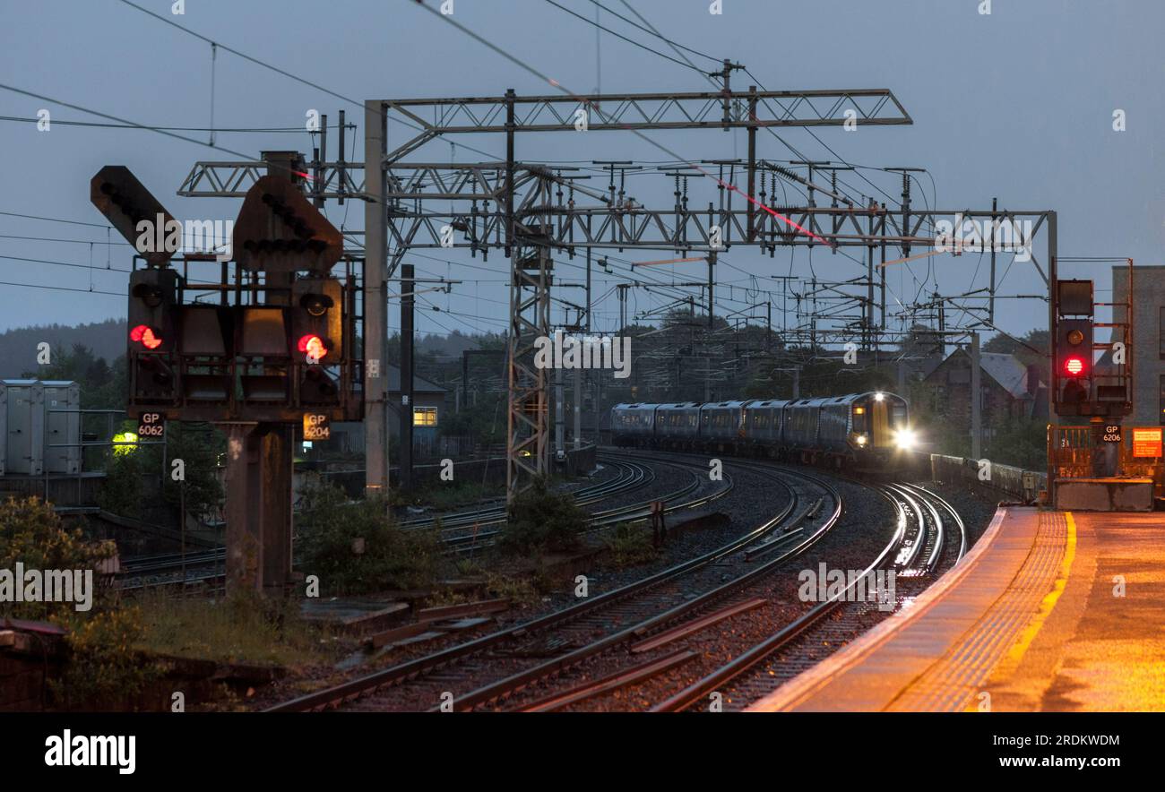 Scotrail Siemens class 380 electric train approaching Paisley Gilmour ...
