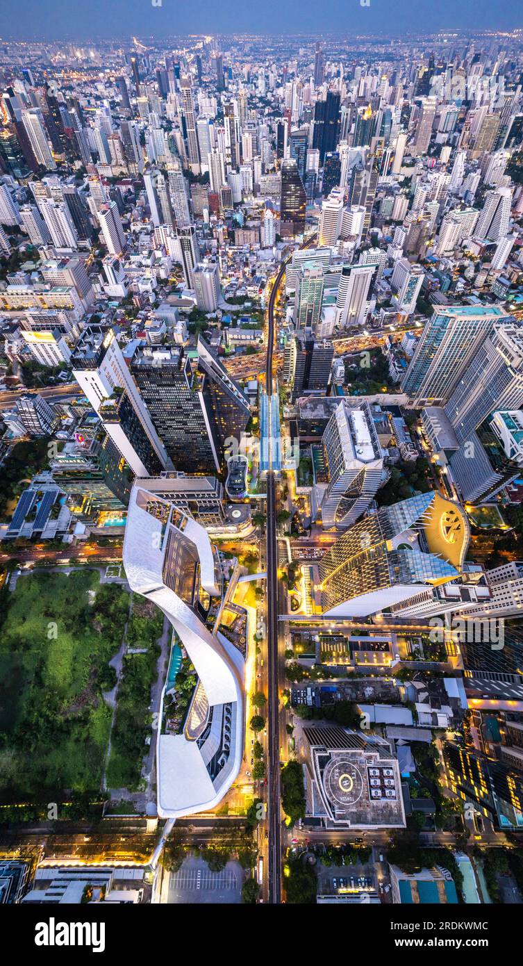 Ploenchit district hi-res stock photography and images - Alamy