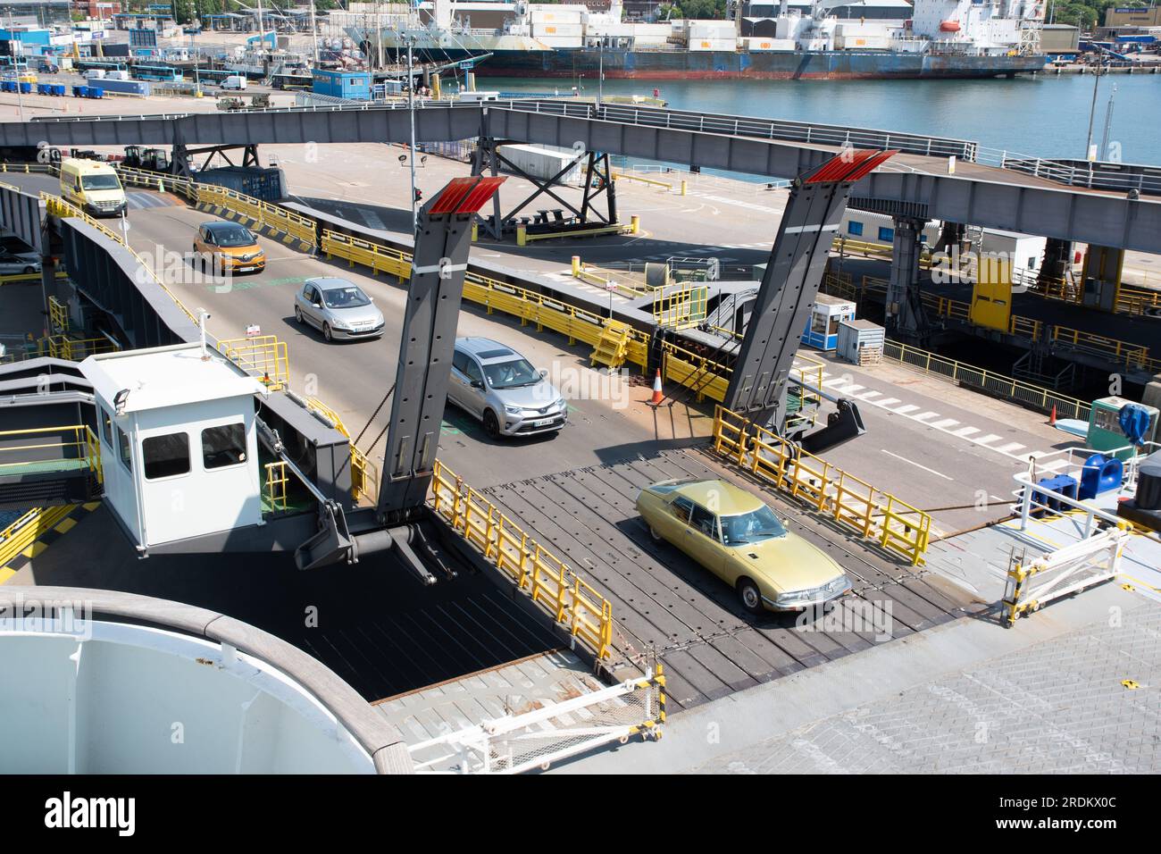 Car ferry ramp hi-res stock photography and images - Alamy