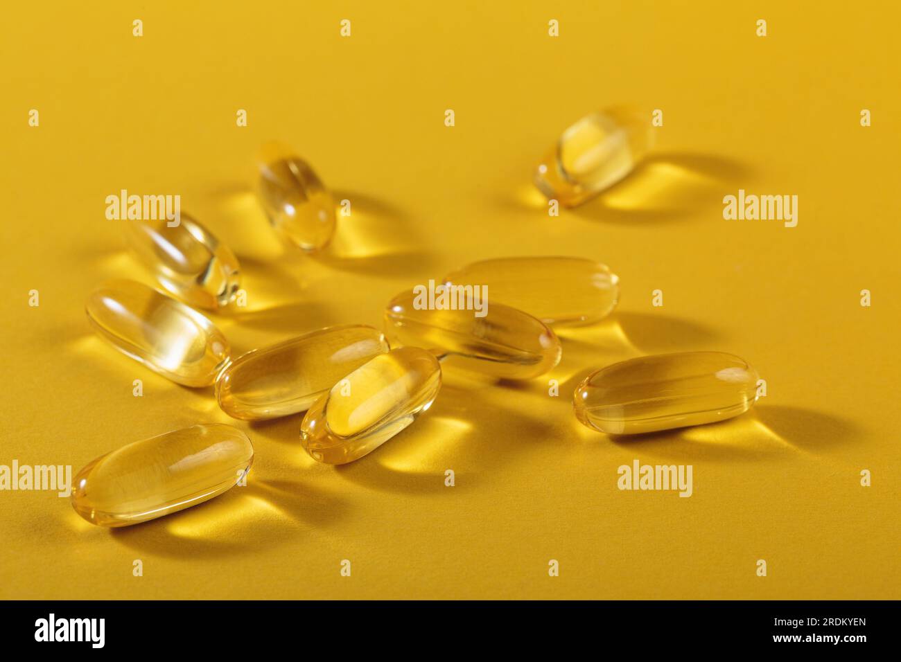 Oil filled capsules of food supplements Stock Photo - Alamy