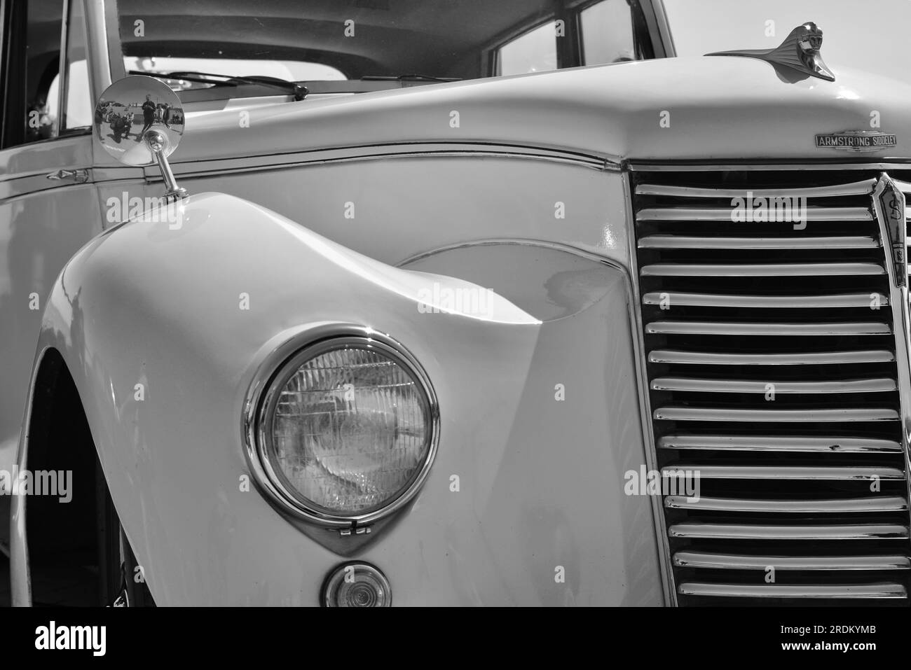 Armstrong siddeley car mascot Black and White Stock Photos & Images - Alamy