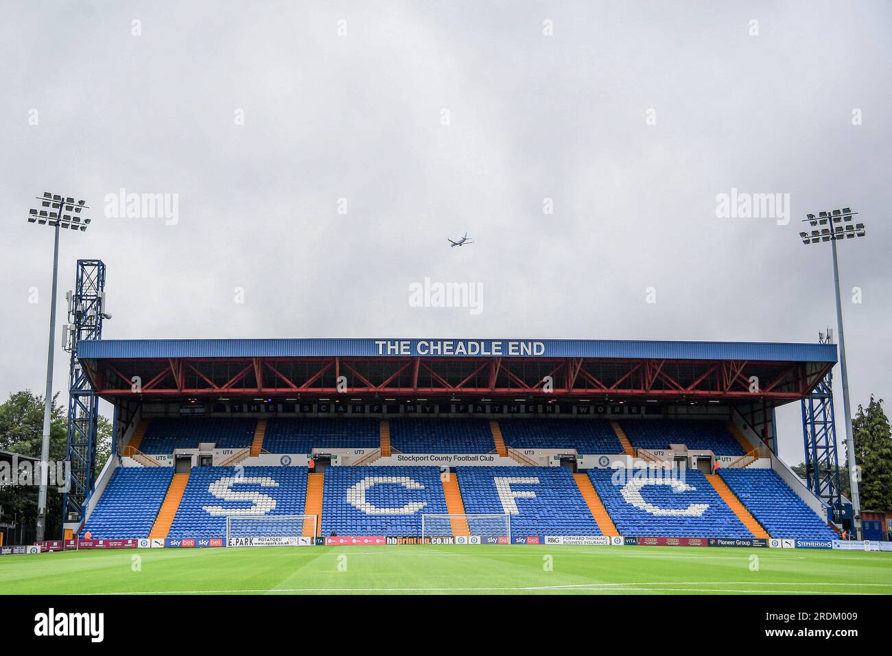 Edgeley park stockport general view hi-res stock photography and images ...