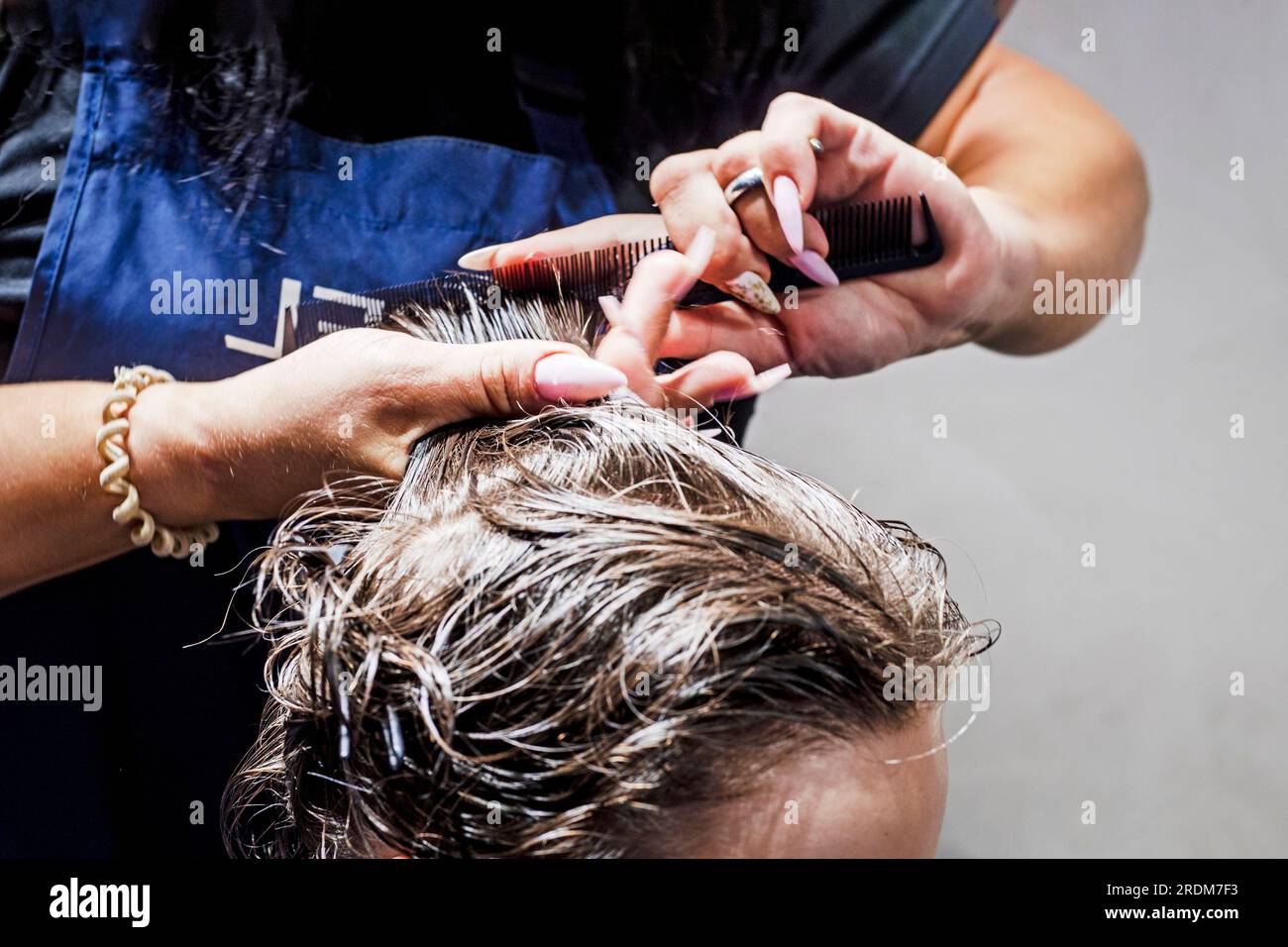Barbering techniques hi-res stock photography and images - Alamy