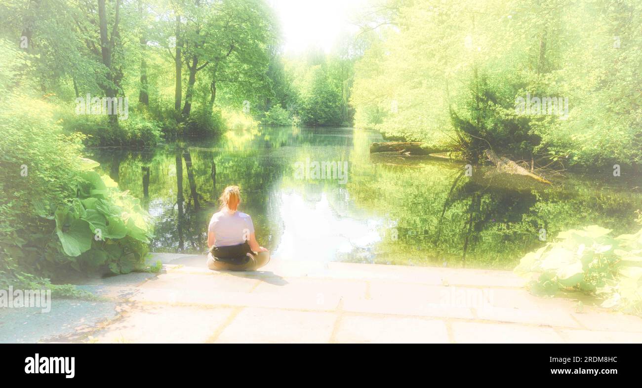 Peaceful happy hi-res stock photography and images - Alamy