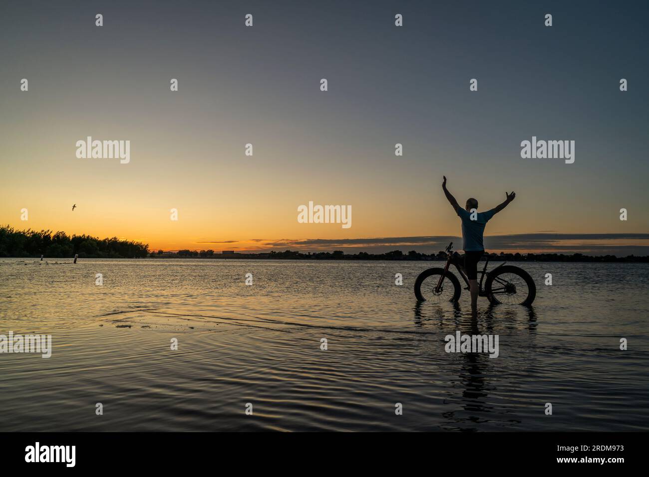 Fat man on a beach hi-res stock photography and images - Alamy