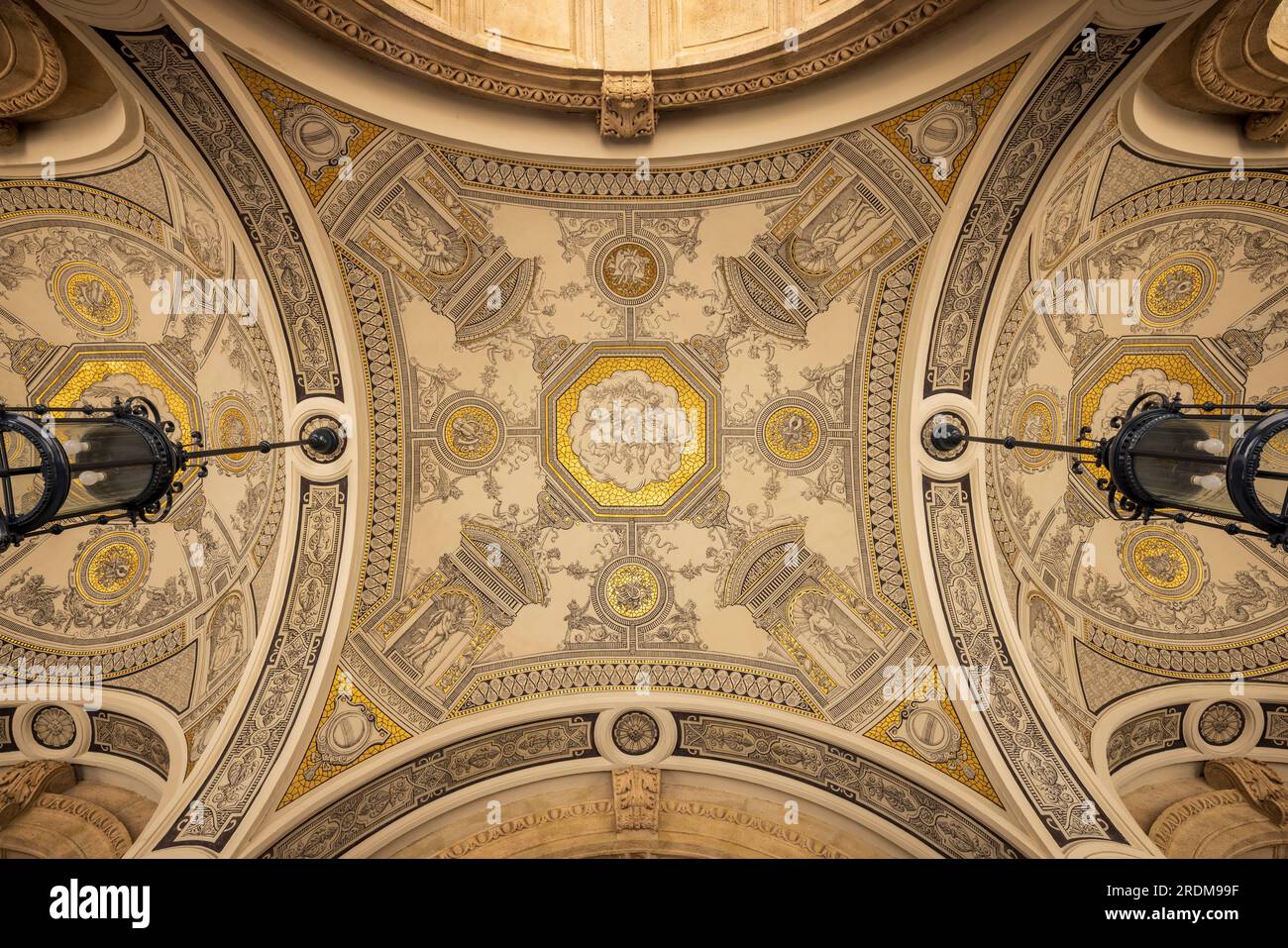 The decorated ceiling in the entrance to the Budapest Opera House ...