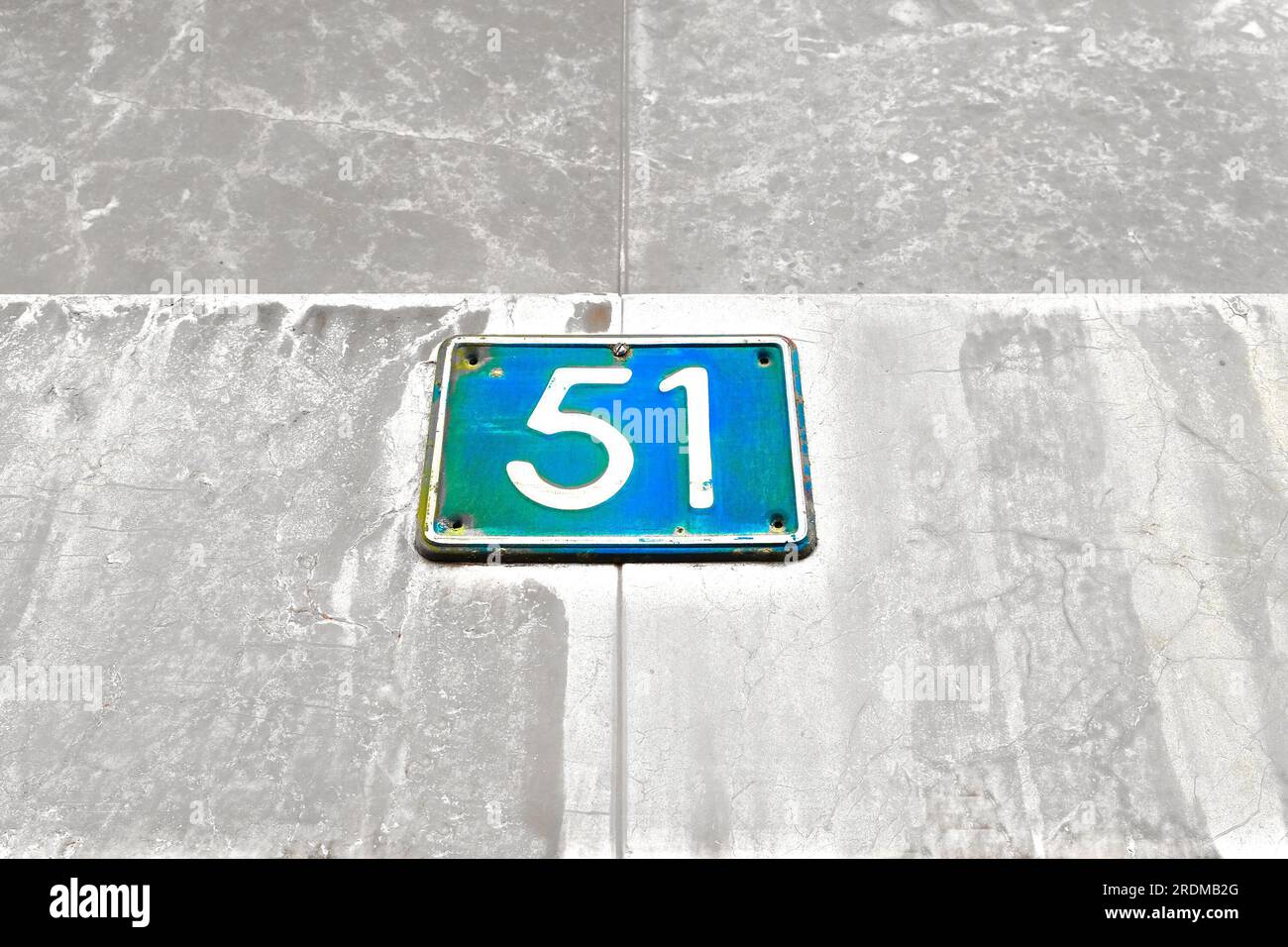 Plate number 51 hi-res stock photography and images - Alamy