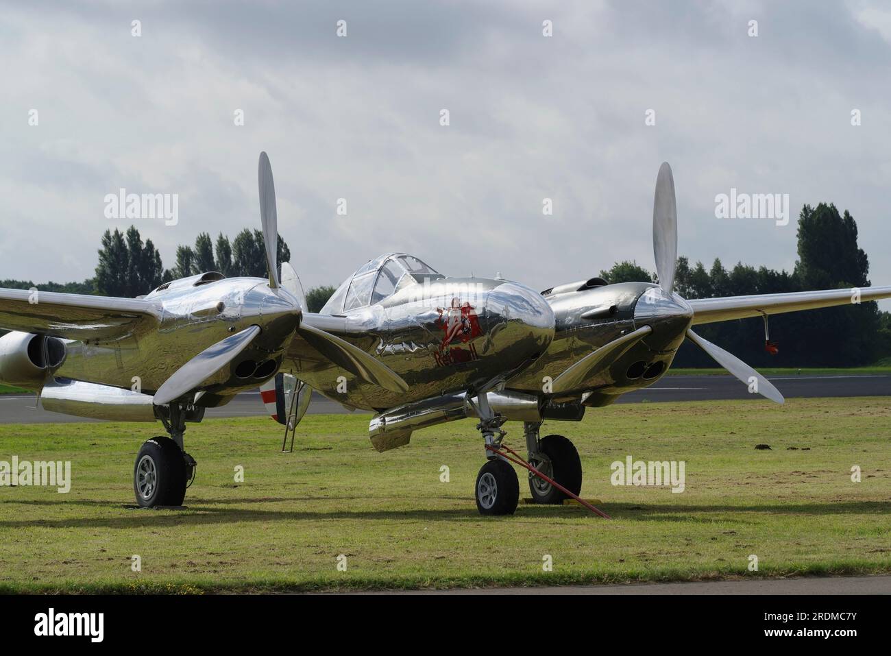 Flying Legends, Red Bull, Flying Bulls, Lockheed P-38 Lightning. N25Y ...